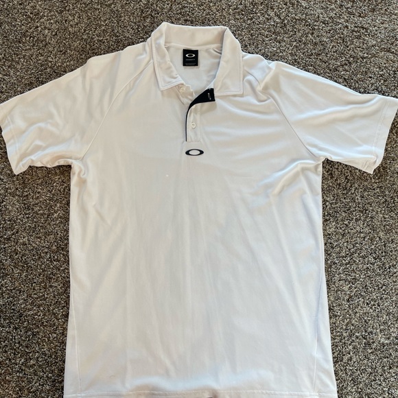 Oakley | Shirts | Mens Oakley Performance Shirt | Poshmark